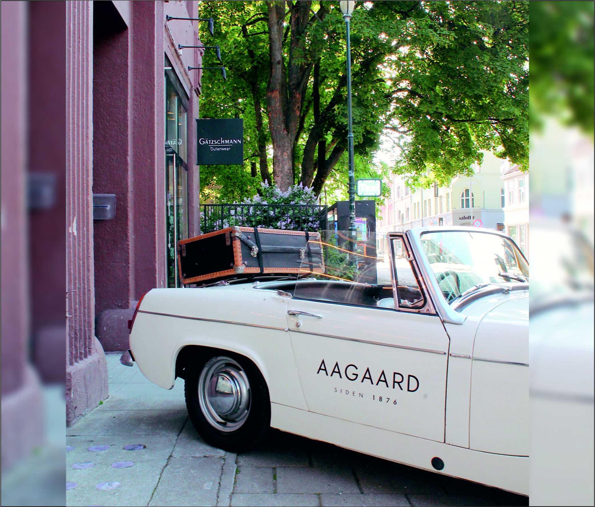 Discover Amazing Vehicle Graphics Near Me in Dubai City 2024– Premium ...